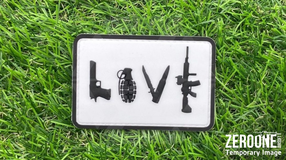 ZO PVC Velcro Patch "Love White" - Zero One Airsoft